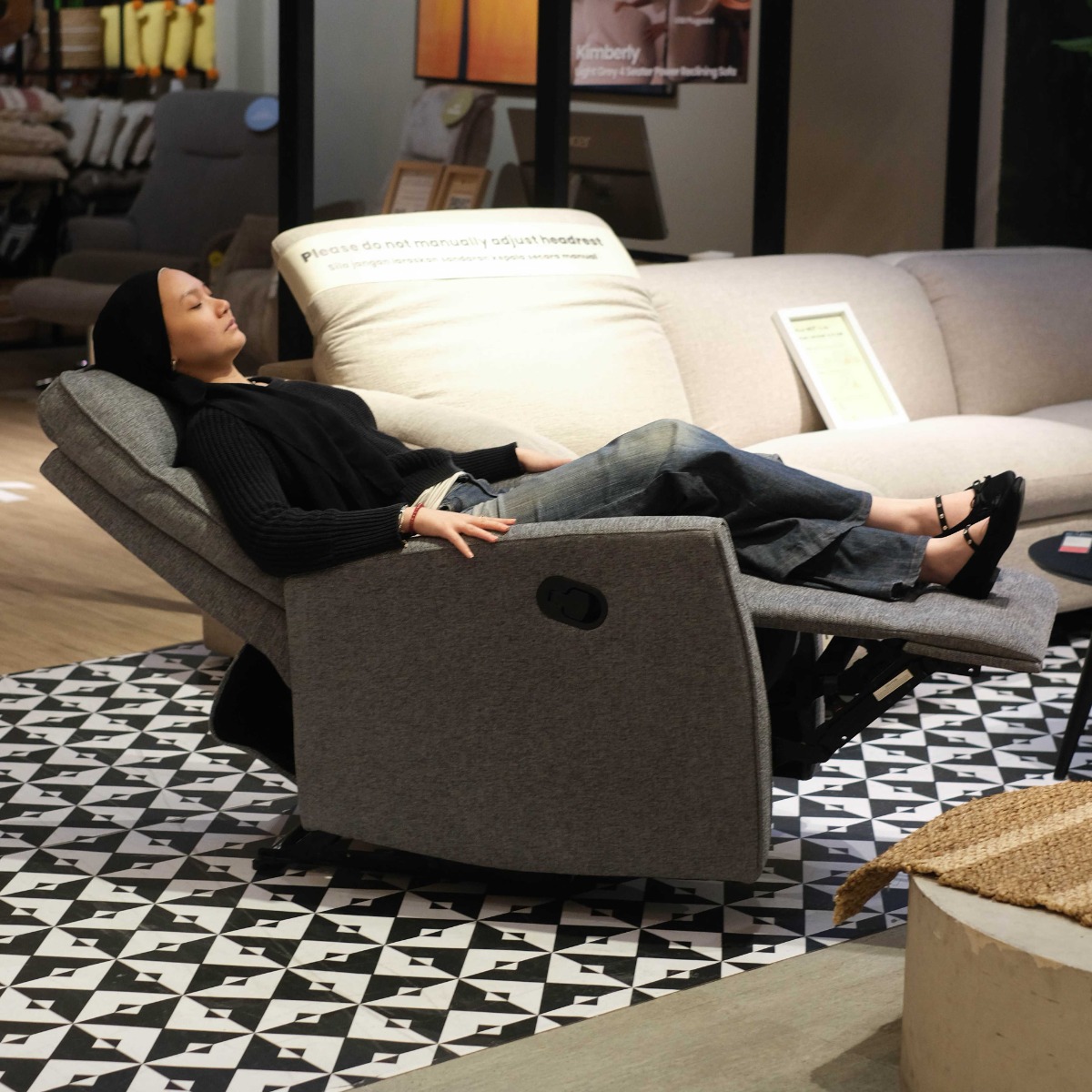 Andro Dark Grey Reclining Lounge Chair